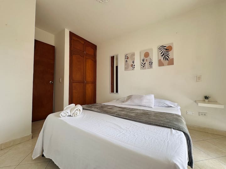 Cozy Apartment / Views / Wi-fi / Kitchen / Laureles - Medellín