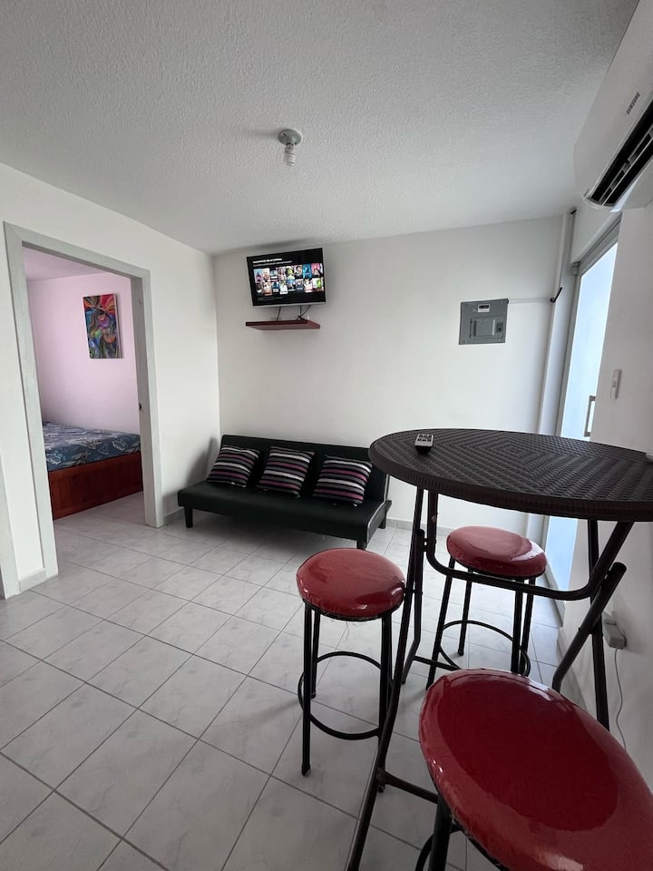 Cómodo Apartamento Cerca De La Playa De 4 Personas - Atacames Cantón