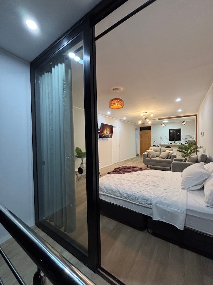 Loft Moderno Y Acogedor Con Cama Queen - Chincha Alta