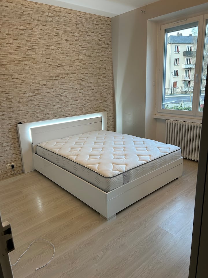 T3 Privé Au Rdc D’une Maison - Pougues-les-Eaux