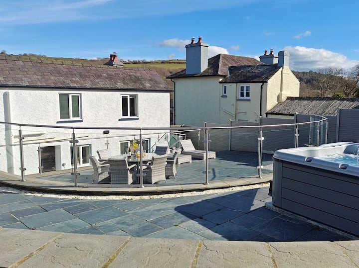 3 Bed In Aberaeron (Oc-95971) - Aberaeron