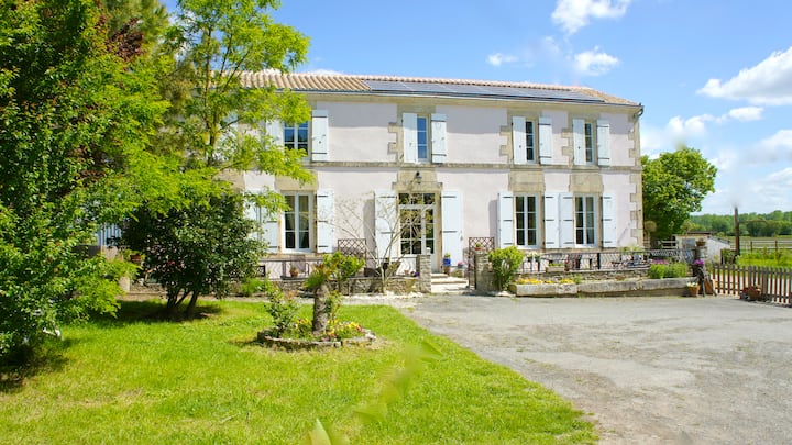 Ferme Charentaise 11 Couchages, Calme Et Nature - Charente-Maritime