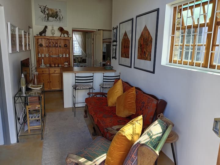 Eclectic Townhouse, Walk N Enjoy - Calitzdorp