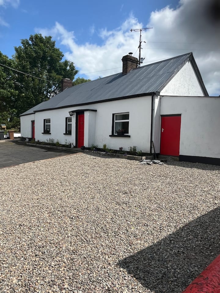 Campbell’s Cottage - Armagh