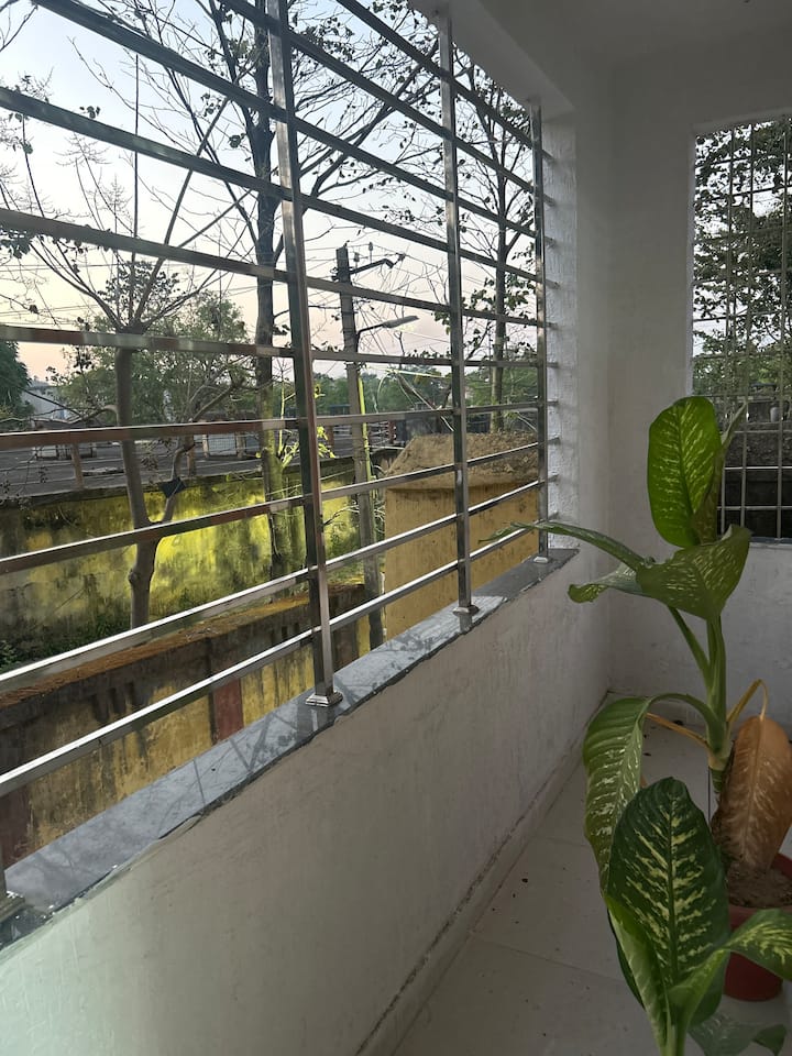 Complete Flat, 2bhk, 2 Balcony - Ranchi