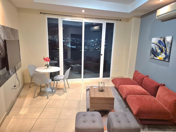 Apartamento Exclusivo En Lomas Del Guijarro - Tegusigalpa