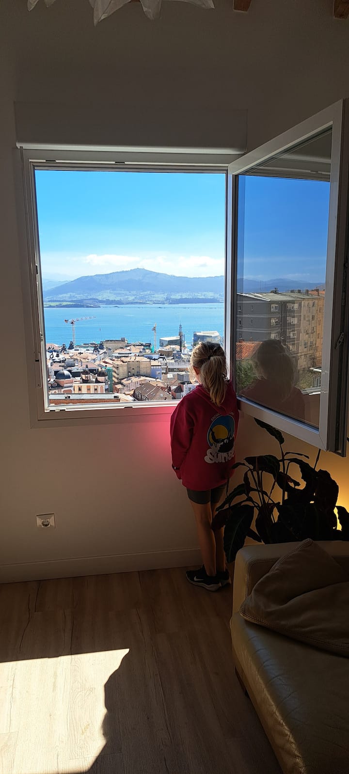 Vistas Al Mar Y Encanto En El Corazón De Santander - Santander