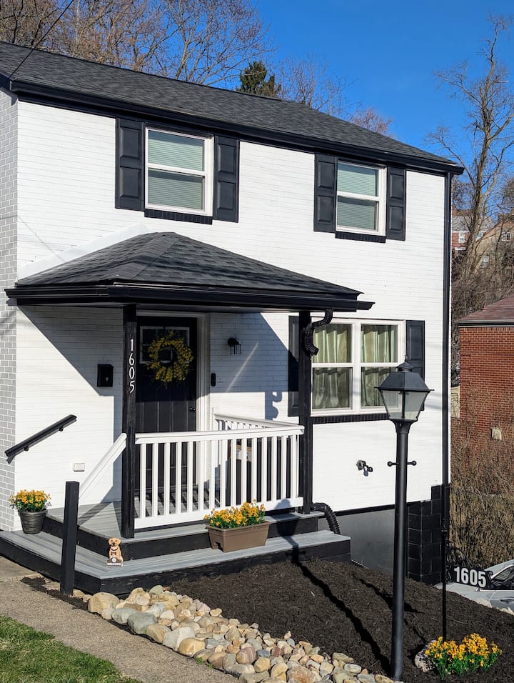 Pittsburgh #Goadlife - Patio Bbq - Pittsburgh