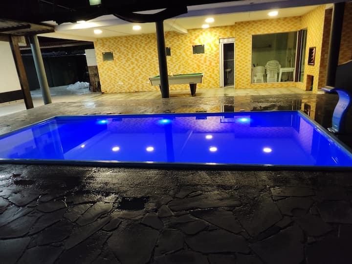 Casa Com Piscina Para 15 Pessoas 200m Da Praia - Matinhos