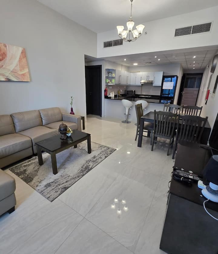 Spacious 1bhk Apartment - Dubai