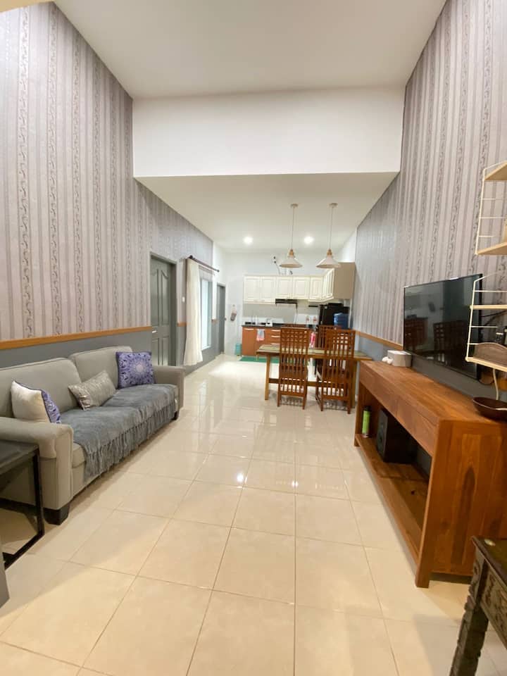 Entire Home Meninting Regency Lombok Near Senggigi - Lombok