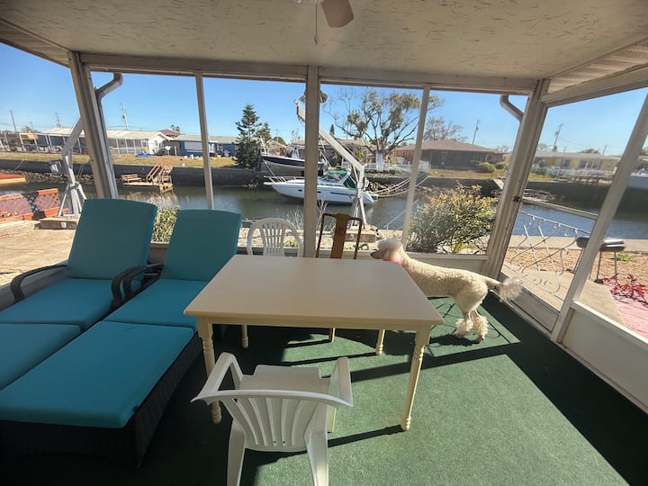 4 Bedrooms Waterfront House - Hudson, FL