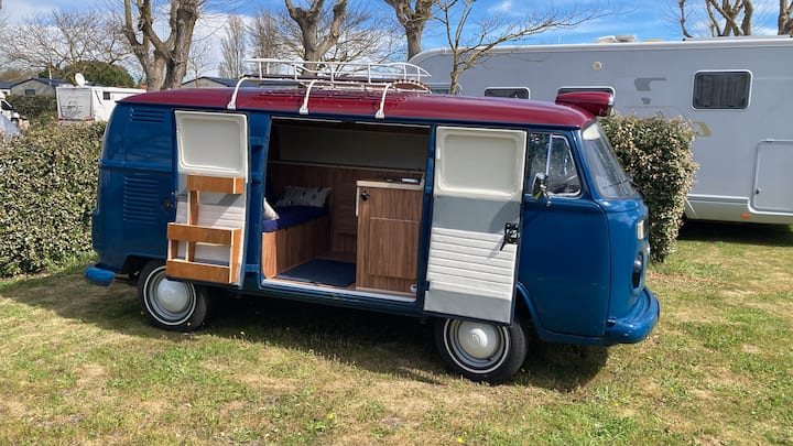Ancien Combi Volkswagen Van - Châtelaillon-Plage