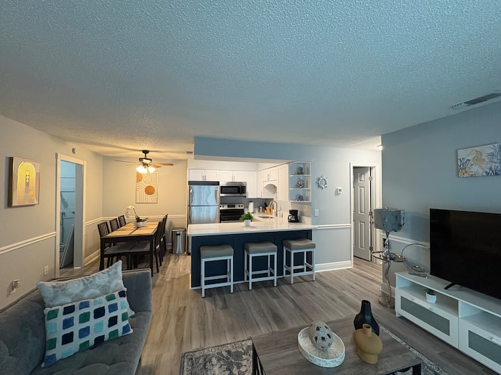 Stylish And Comfort 2br Apt - Clearwater, FL