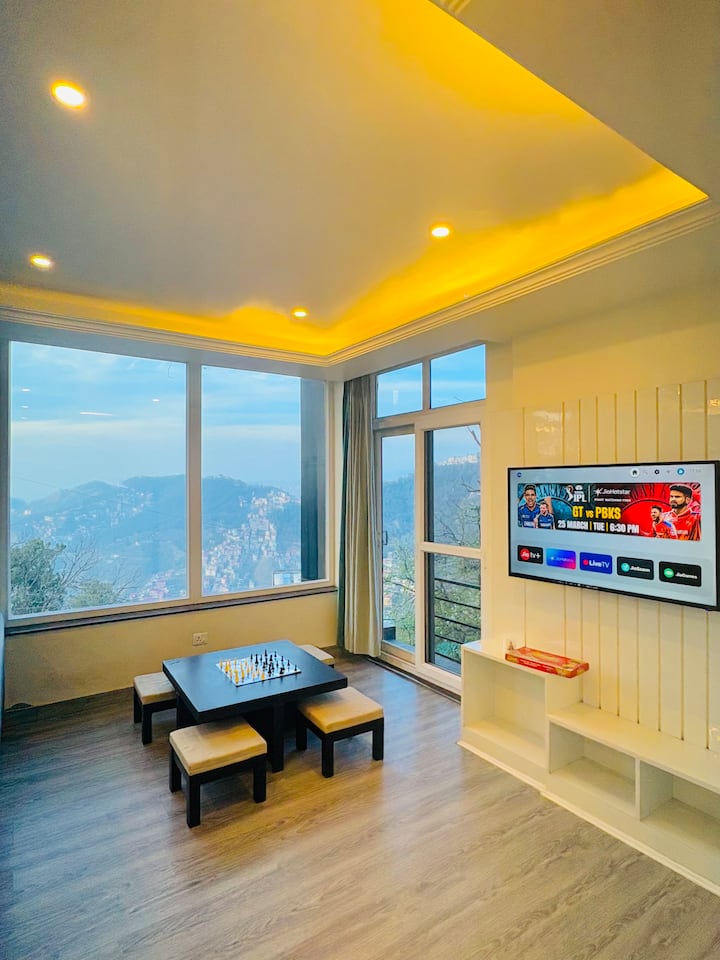 4 Br Mall Road Luxurious Serviced Villa W/terrace - Shimla