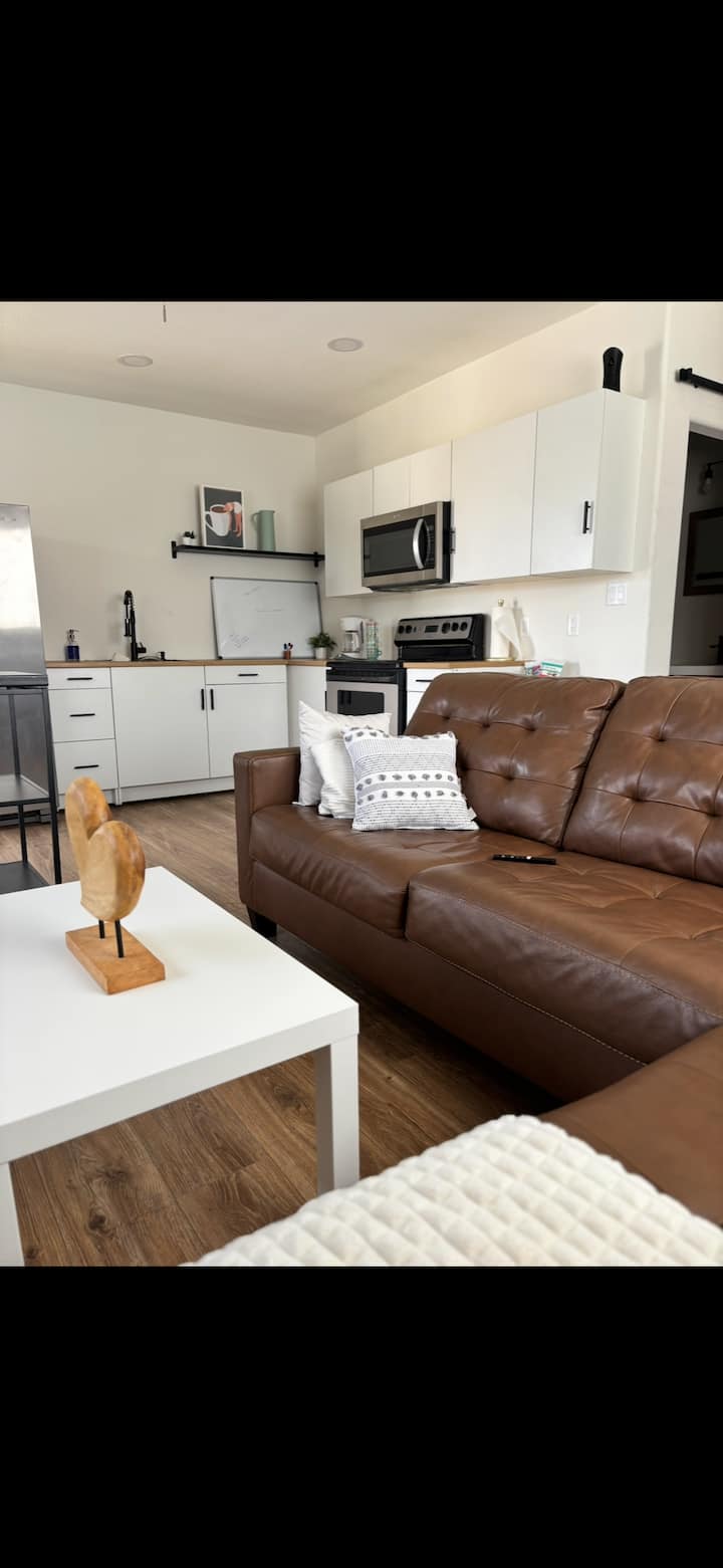 Home/guesthouse Near Las Vegas Blvd - Las Vegas, NV