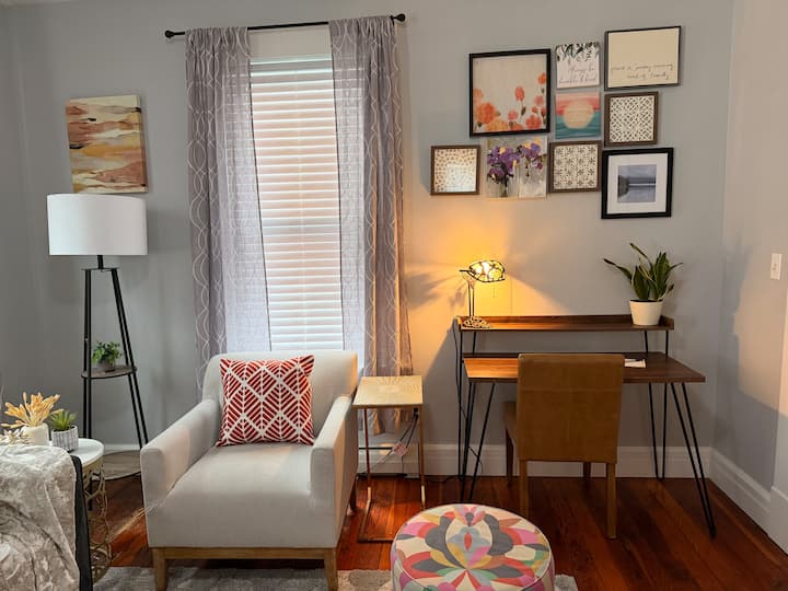 Bridge St Loft | 3 Bed Apt In Catskill Village - Catskill, NY