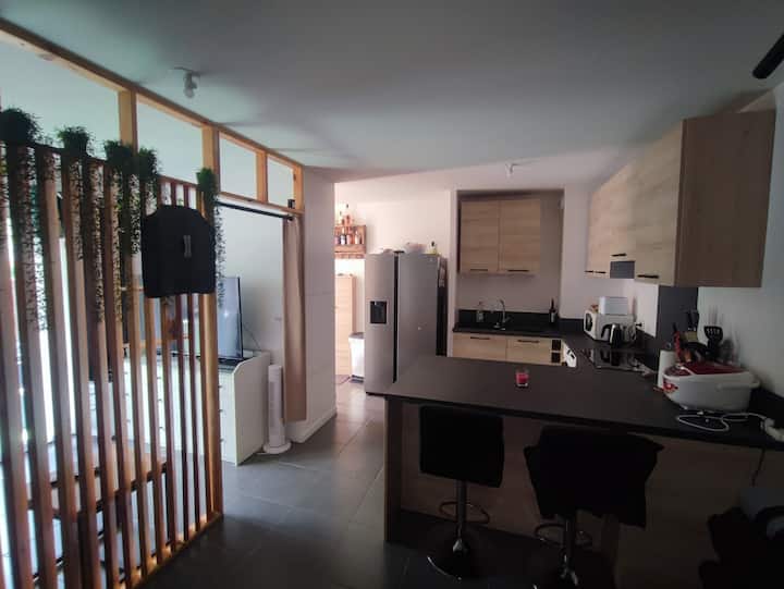 Appartement Capbreton
1 Lit 1p+1 Matelas Au Sol 1p - Capbreton