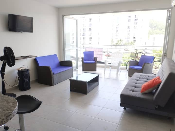 Apartamento, 80 M2, 3 Hab, 8 Camas, 10 Personas - Girardot
