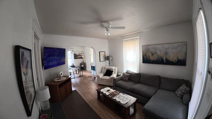 Modern 3br Retreat - Rockford, IL