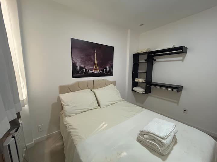 Apartamento A 3 Minutos Da Praia De Copacabana - Copacabana