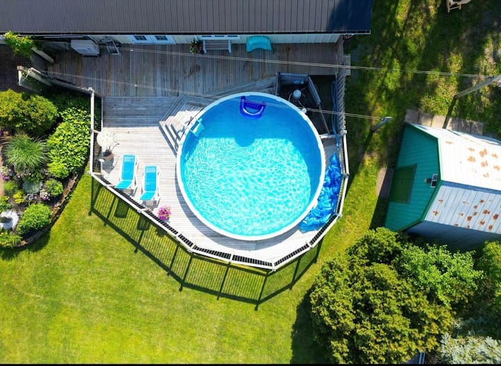 Ingonish Beach Room - Truro