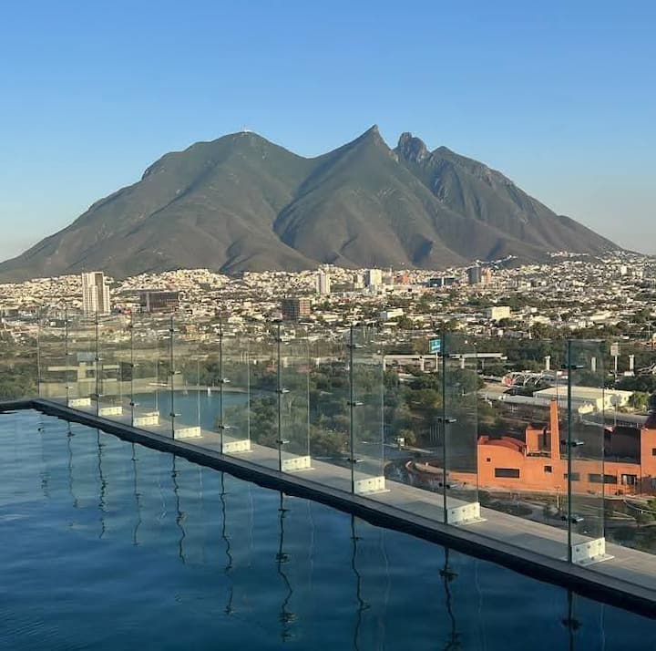 Departamento Cerca Fundidora Arena Tec Mty+piscina - Monterrey