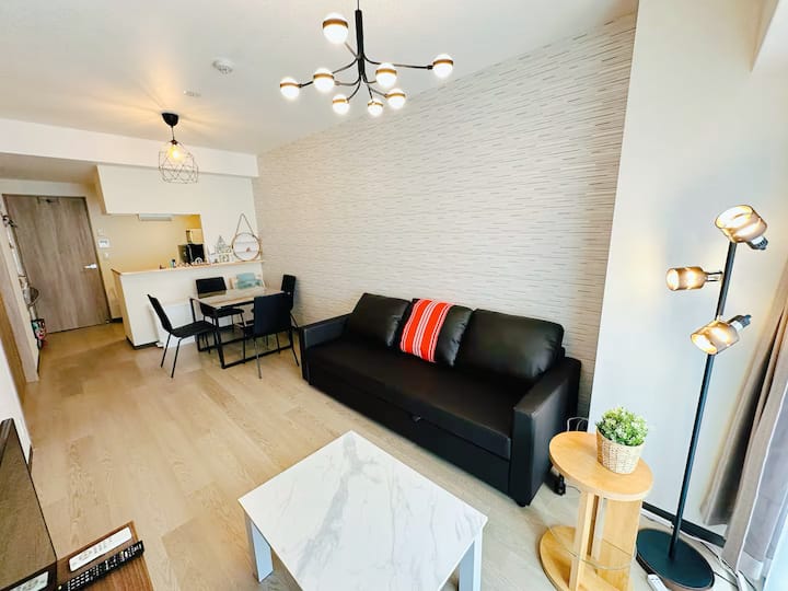 New Family-friendly Apt Near Namba & Dotonbori - Osaka