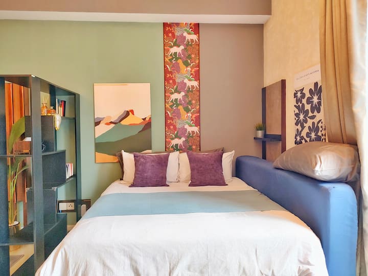 Pretty Home With Balcony In Chamber - Setapak