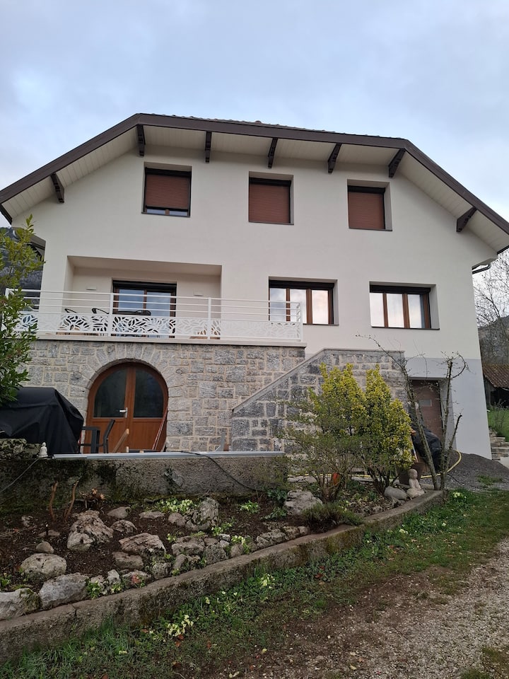Maison Proche Du Lac D’annecy - Meer van Annecy