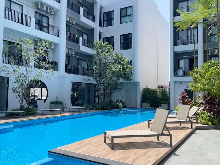 The Next Ruamchok树景房一卧高级套房 - Chiang Mai