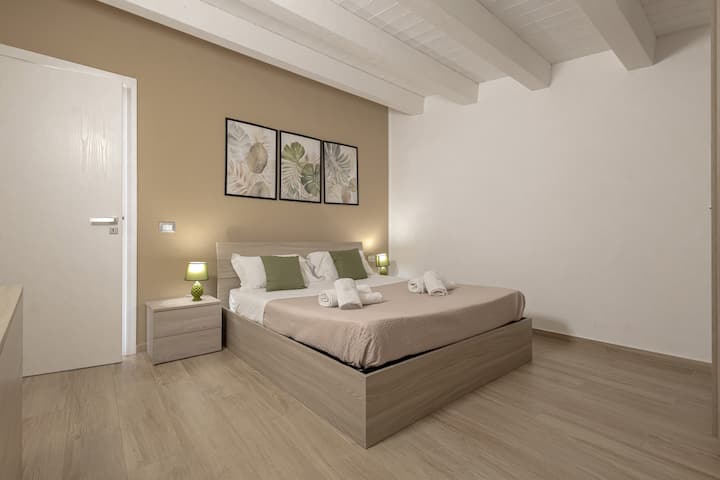 Terrasini Center Appartamento 1 Con Terrazza - Terrasini