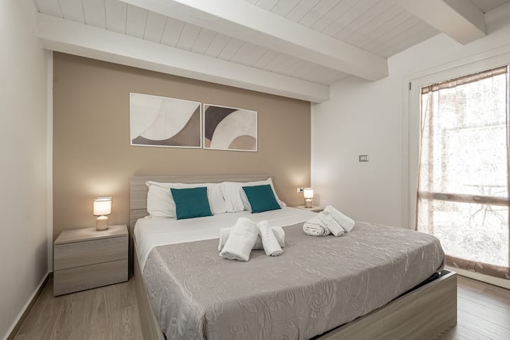 Terrasini Center Appartamento 2 Con Terrazza - Cinisi