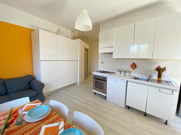 Birsa's: 5 Bedrooms For 8 - Cagliari