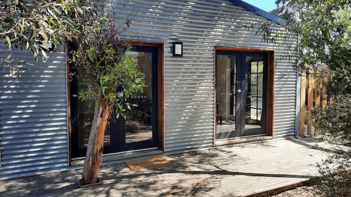 Tucked Away Chalet - Kangaroo Island