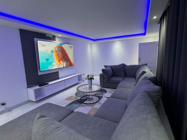 Cosy 3 Bedroom Garden Flat - Harare