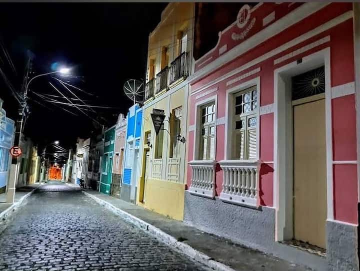 Apto Suíte 04 C/vista - Penedo