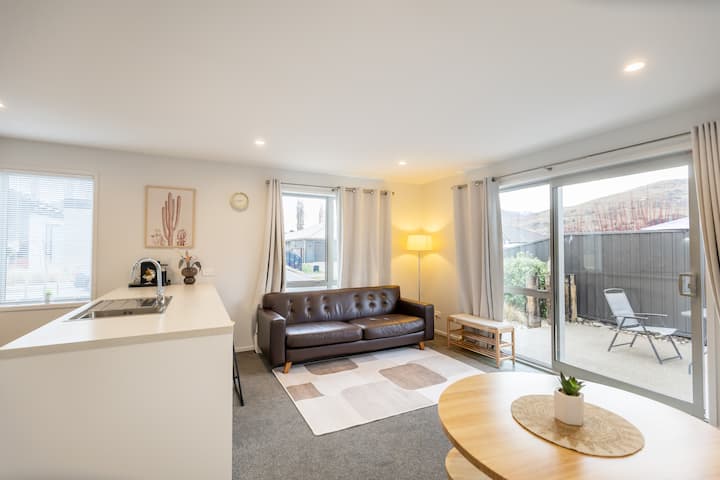 Chic&cozy 2br Moutain View Stay - Queenstown