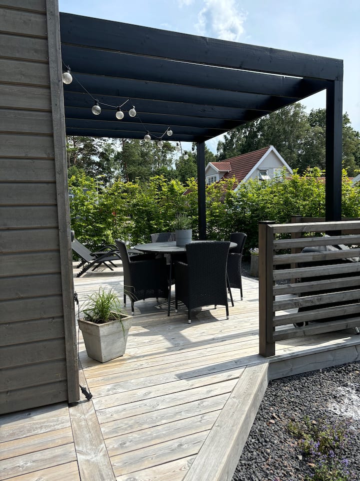 Nybyggd Strandnära Gäststuga - Båstad