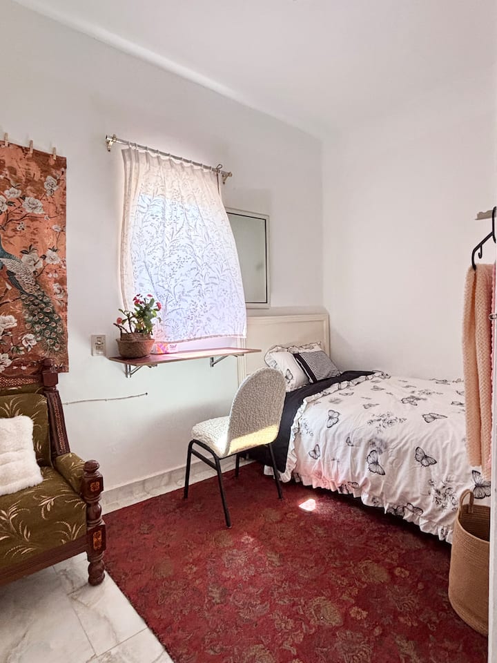 Cozy Private Room In Downtown - Le Caire