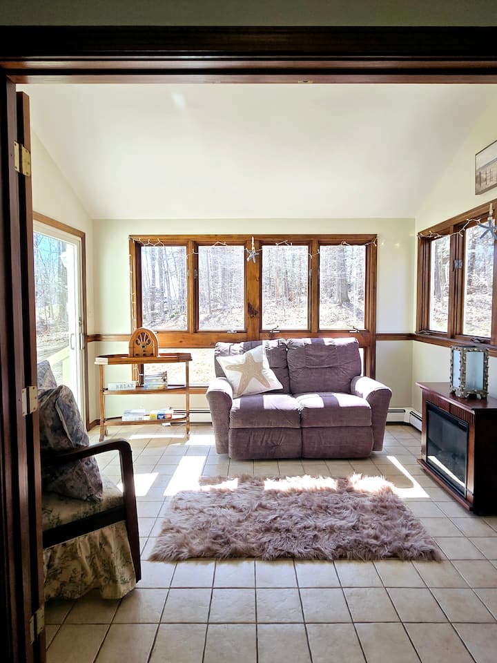 Lucy's Lodge Is Your Homey Retreat - Monadnock State Park, Jaffrey