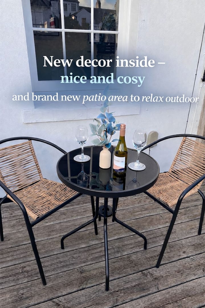 Chic 2br/2ba-free-parking-patio-quick Walk To City - Canterbury