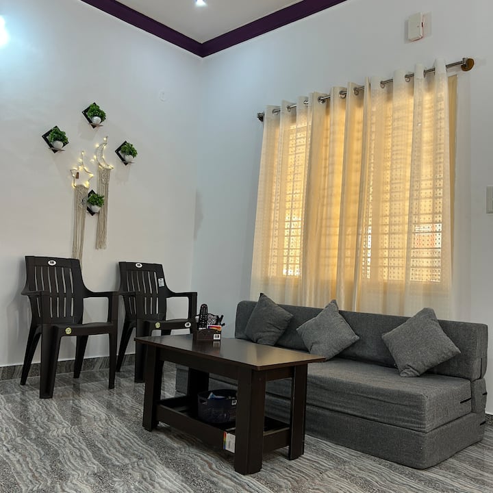 Kushi Affordable Stay - Chikkamagaluru
