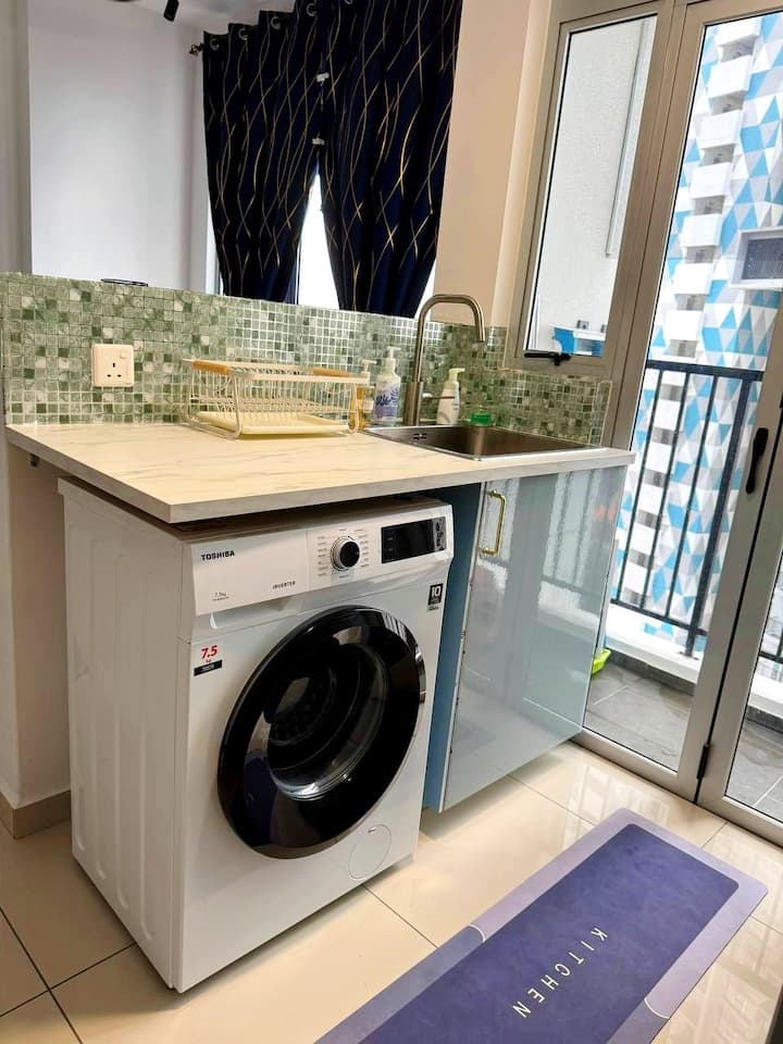 Whitespace Haven @ Bandar Seri Alam |Netflix 2room - Masai