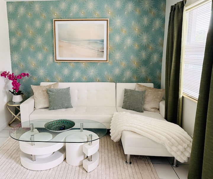 Boutique Coastal Vintage Stay • Steps To Beach •#4 - Deerfield Beach, FL