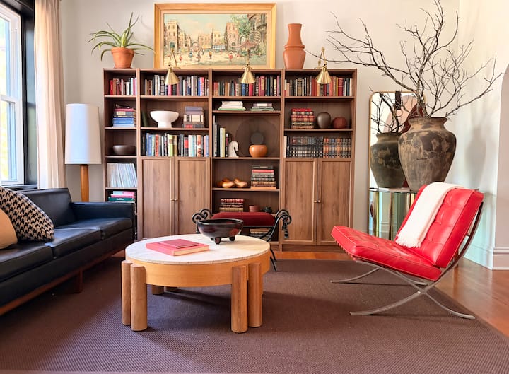 The Pied à Terre & Garden - St. Louis, MO