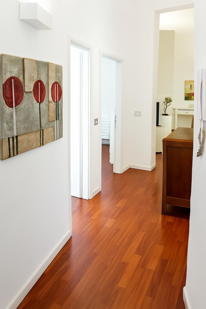 8 Minutes Duomo - Appart -90 Mq - Two Bedroom - Milan