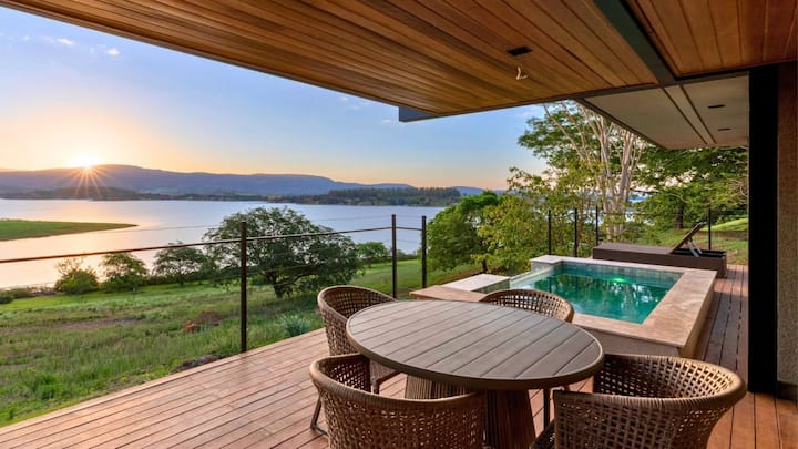 @Morro.redondo | Bangalô Da ÁGua - Brazil