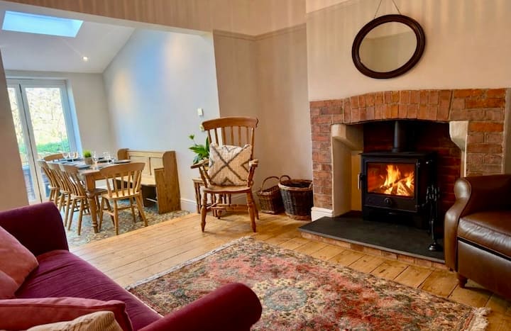 Bill's Place - Glastonbury