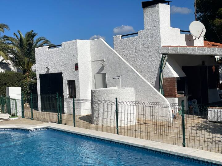 Villa Ruthlnes - España